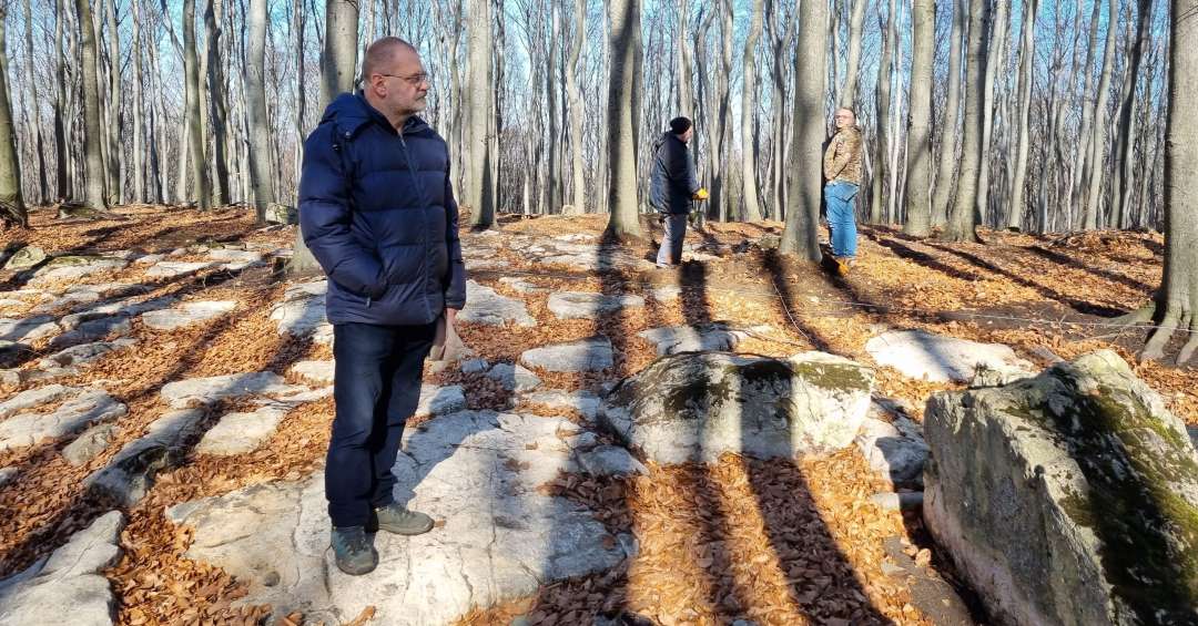 Megality na Bukowej Górze. U progu nowego sezonu badań